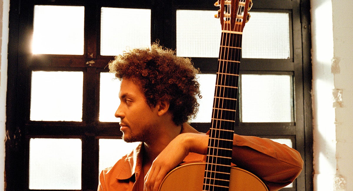 Guitarist Plínio Fernandes: Bach in Brazil | Ravinia
